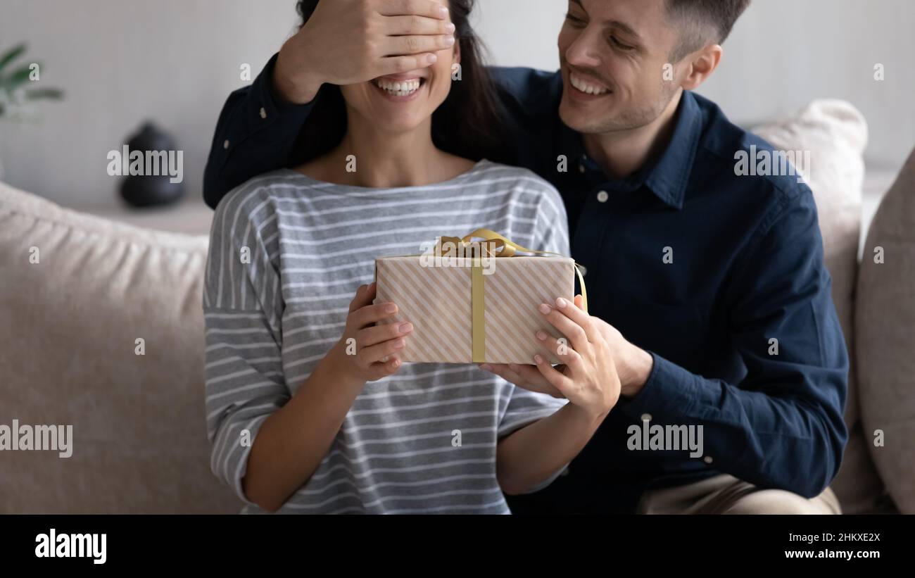 Surprise people face hi-res stock photography and images - Alamy