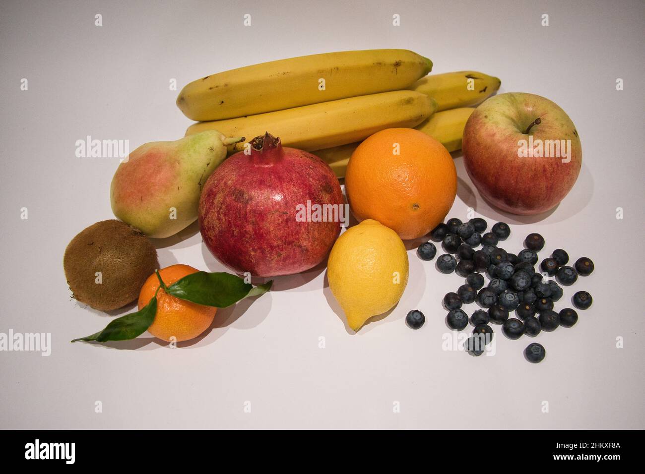 Fruits pomegranate pear apple hi-res stock photography and images - Alamy