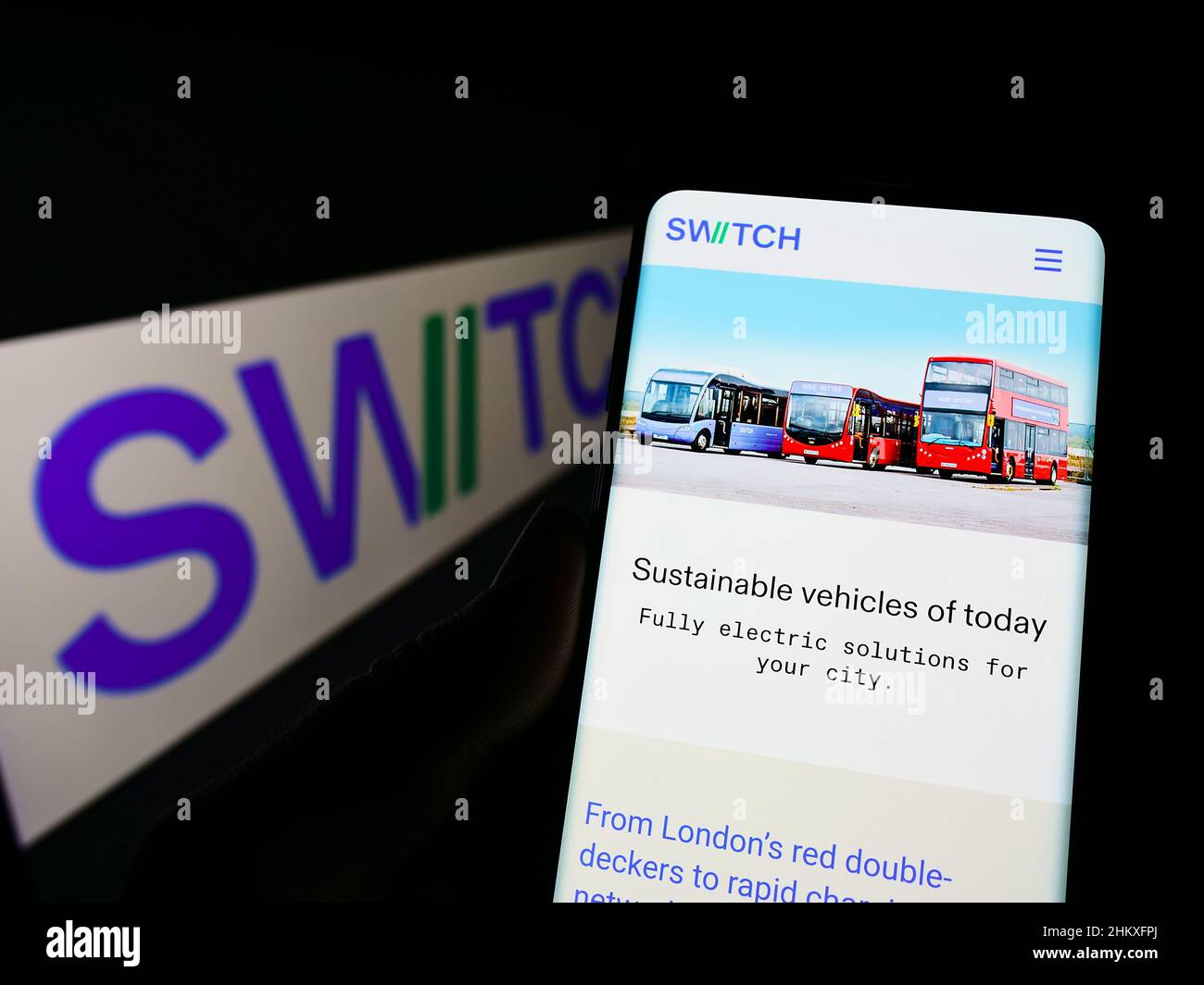 Leeds united logo hi-res stock photography and images - Alamy