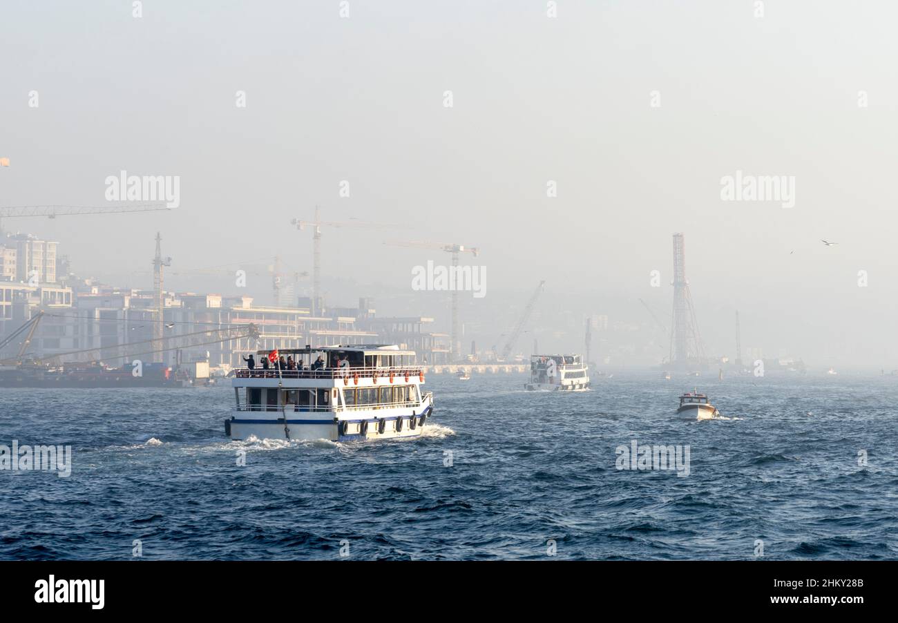 Morning in istanbul hi-res stock photography and images - Alamy