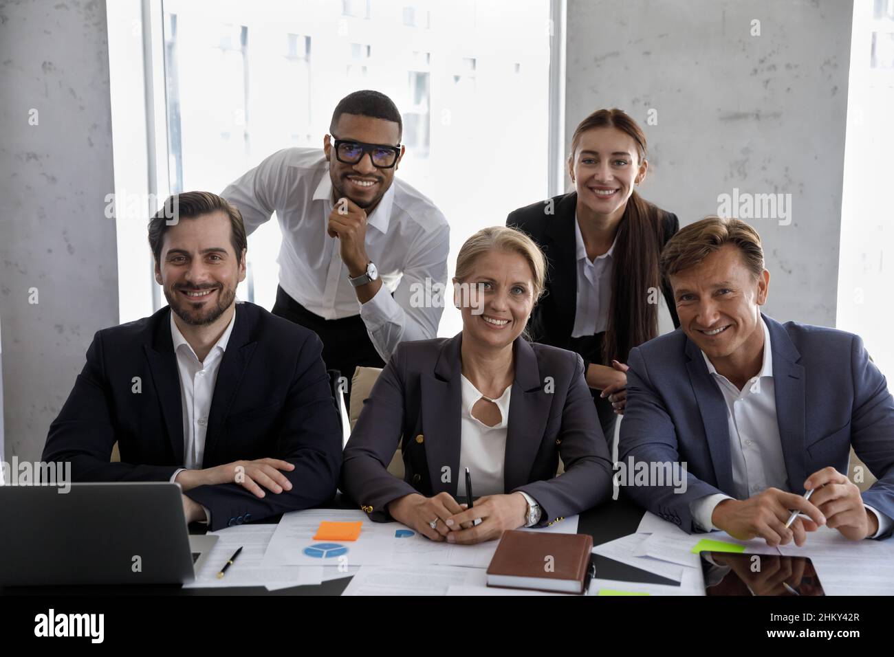 Business meeting sitting diverse hi-res stock photography and images ...