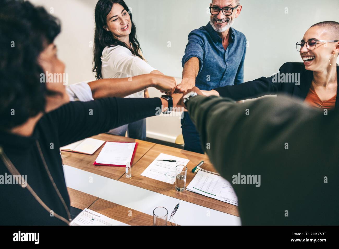 We bringing people together hi-res stock photography and images - Alamy
