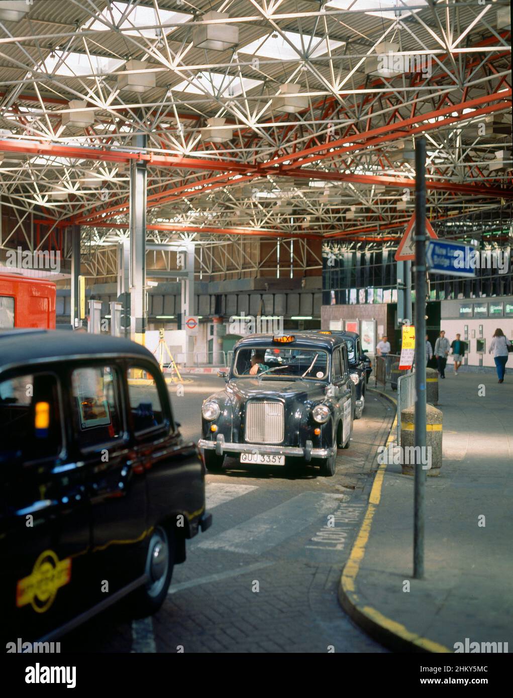 London taxis interior hi-res stock photography and images - Alamy