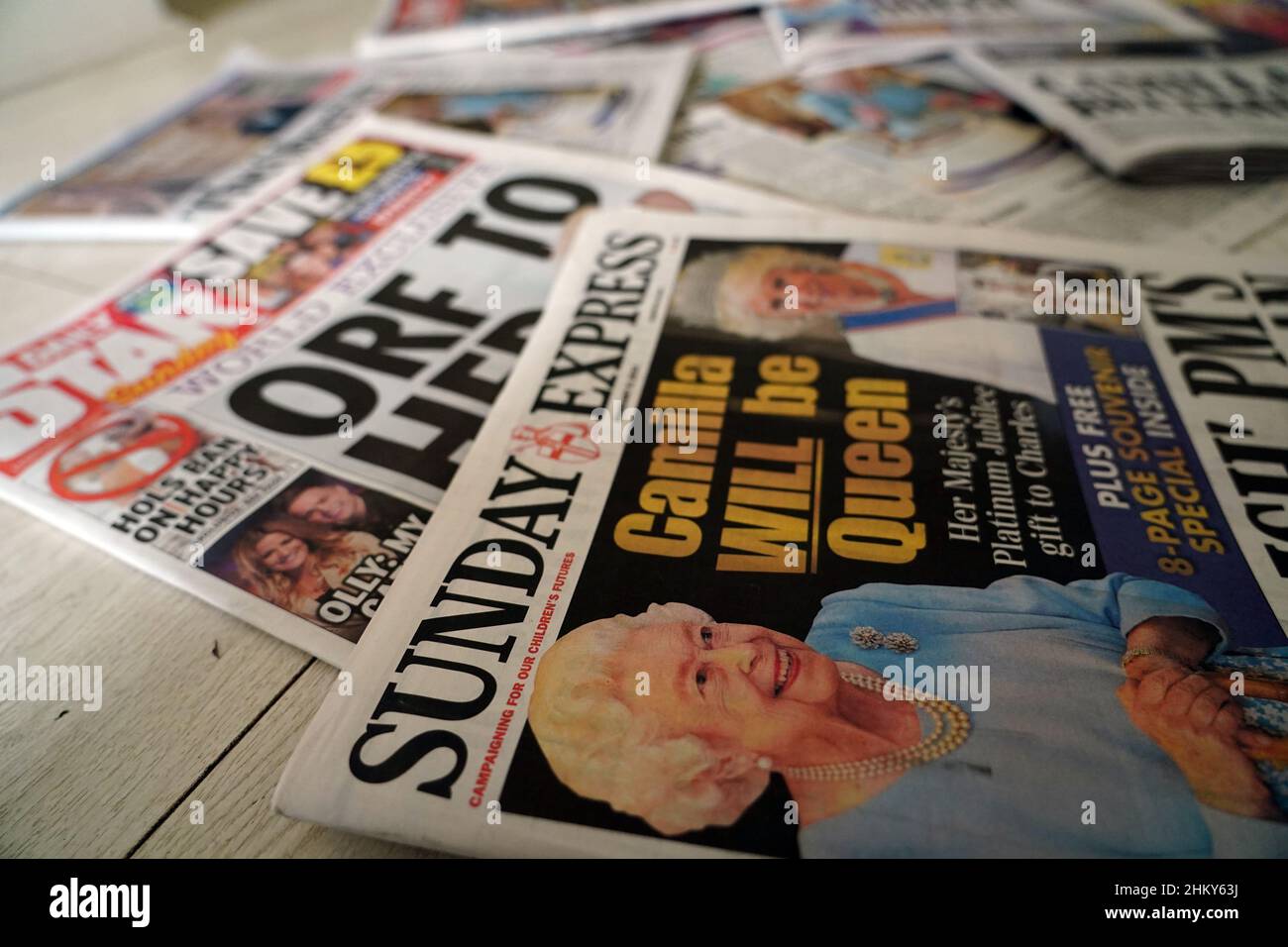 Front pages of the Sunday national papers featuring the announcement by ...