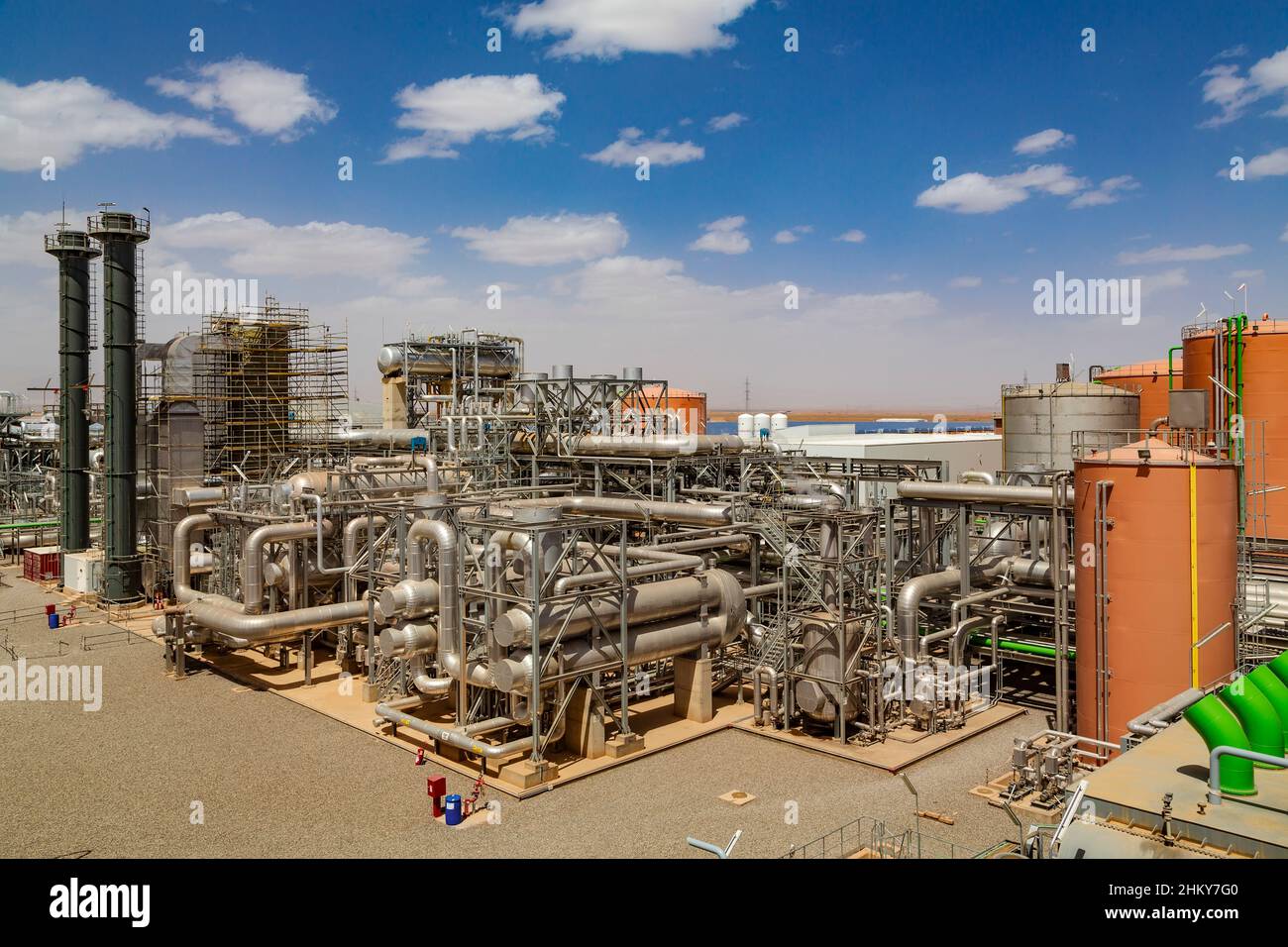Noor solar power plant morocco hi-res stock photography and images - Alamy