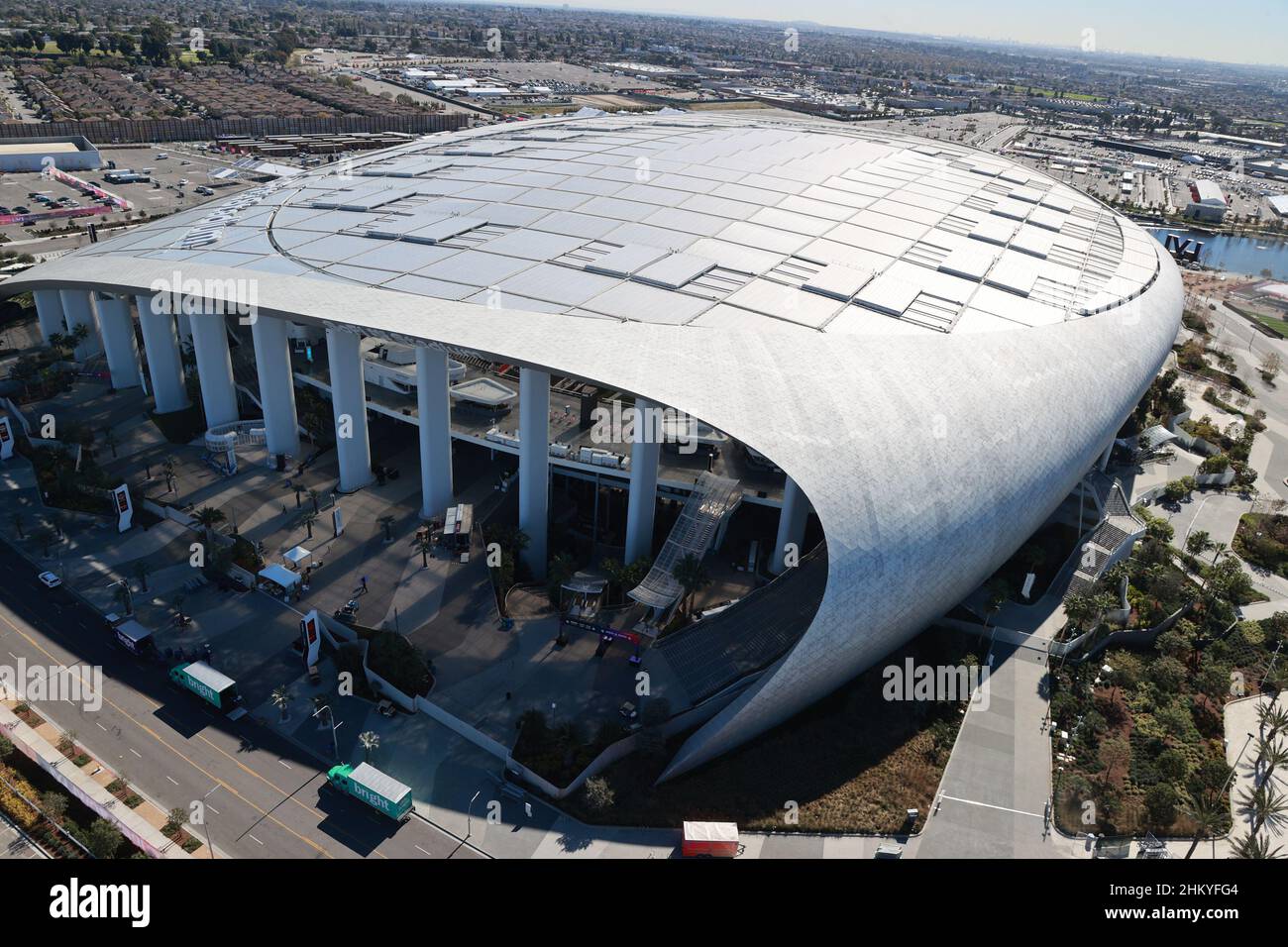 Sofi stadium aerial hi-res stock photography and images - Alamy