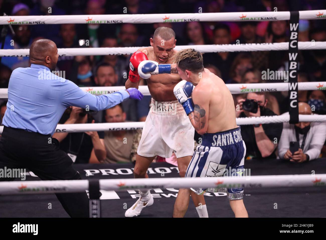 Las Vegas, Nevada, USA. 5th Feb, 2022. LAS VEGAS, NV - FEBRUARY 5: (R-L ...