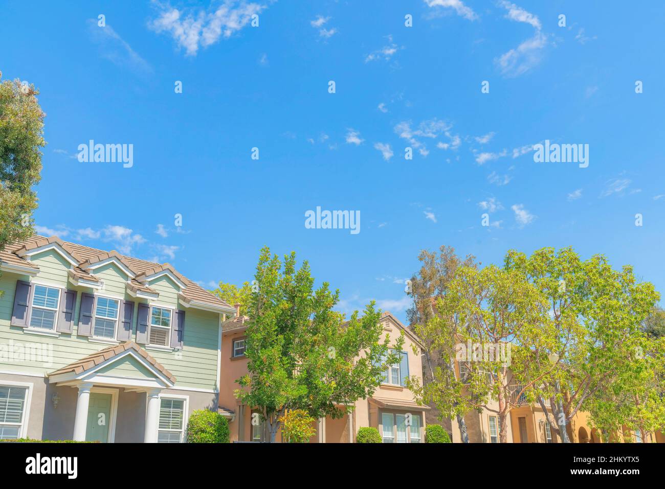Row of traditional houses at Ladera Ranch in Southern California Stock ...