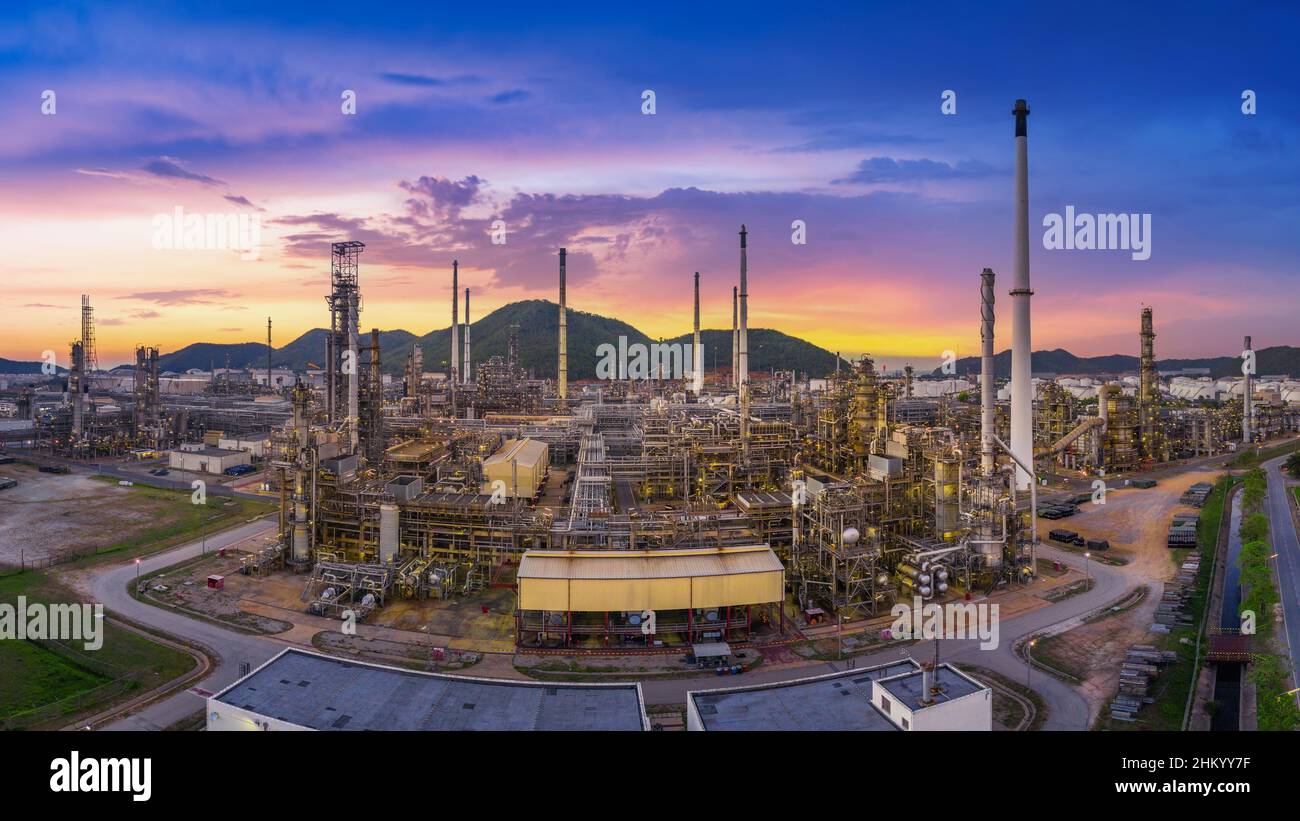 Refinery panorama hi-res stock photography and images - Alamy