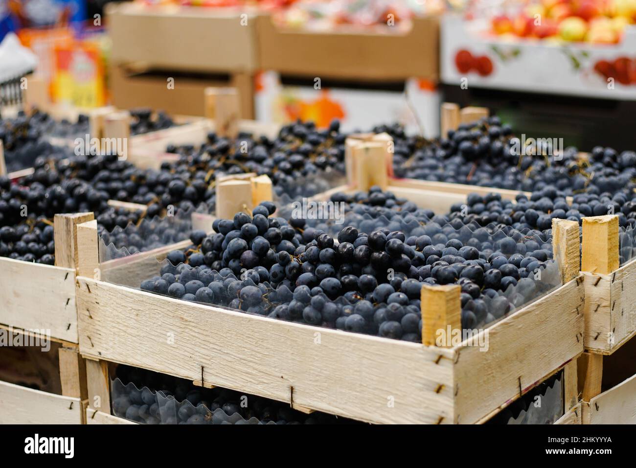 Grapes in boxes hi-res stock photography and images - Alamy