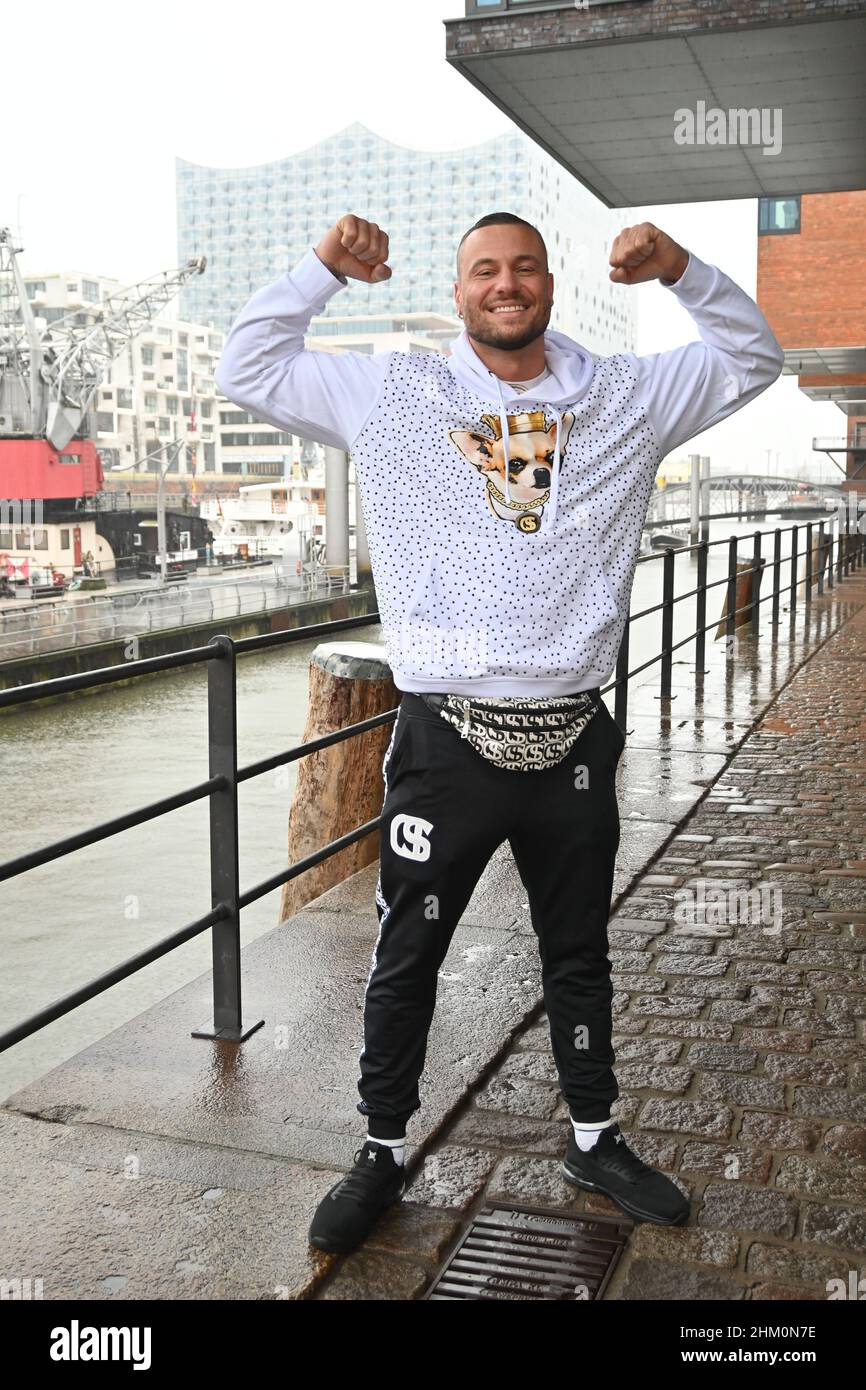 Eric Sindermann (33) aka Dr. Sindsen, Ex-Profi-Handballer und heutiger ...