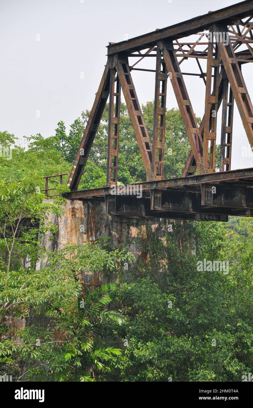 Singapore rail corridor hi-res stock photography and images - Alamy