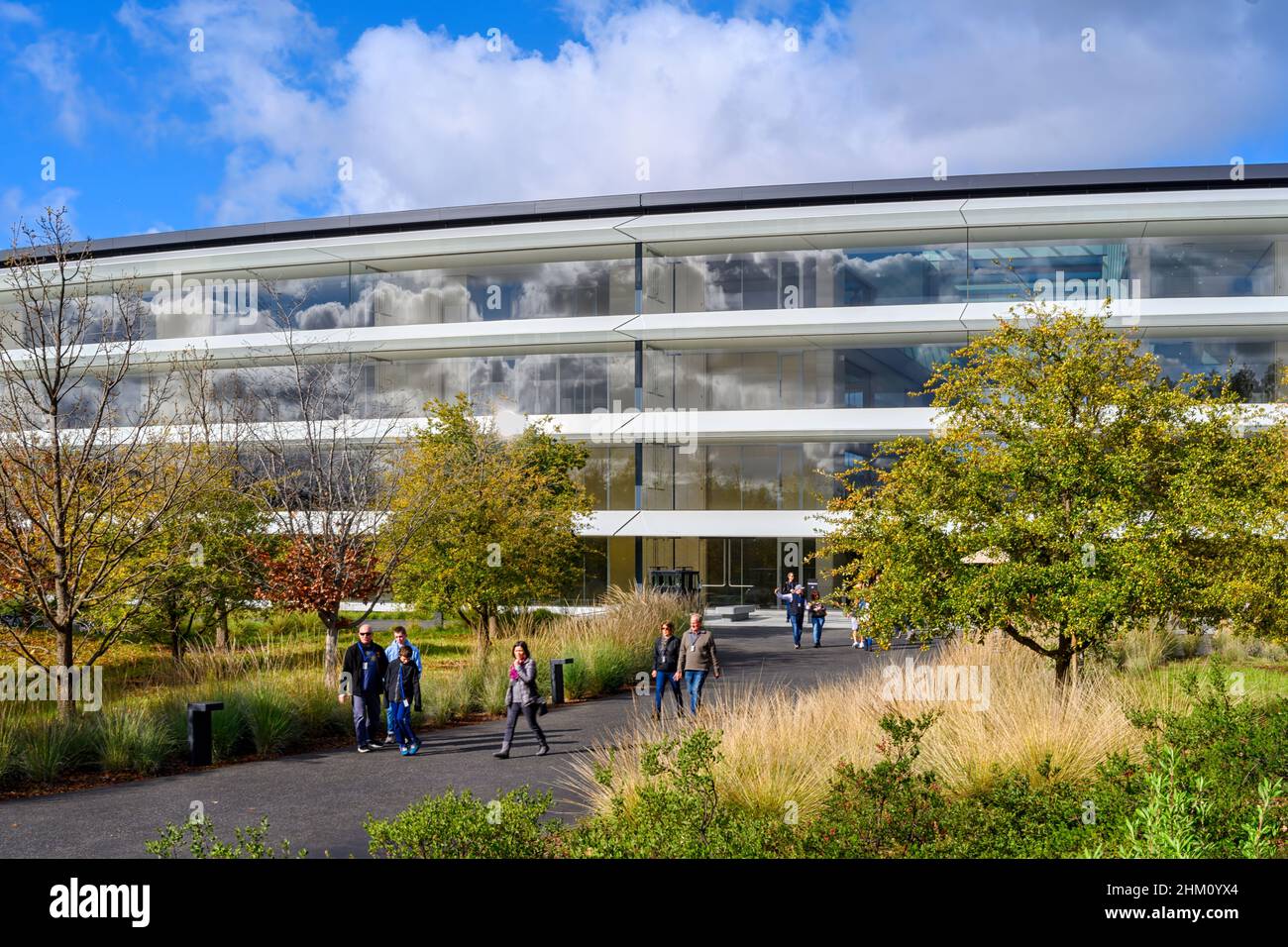 Cupertino CA USA December 14, 2019: Apple headquarters offices building ...