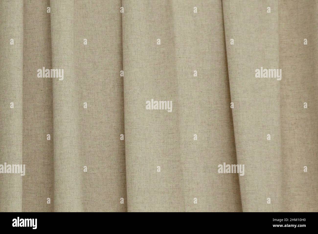 Cinema closed blue curtain hi-res stock photography and images - Alamy