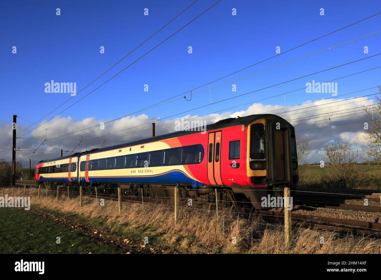 158846 EMR Regional, East Midlands train, Newark on Trent ...