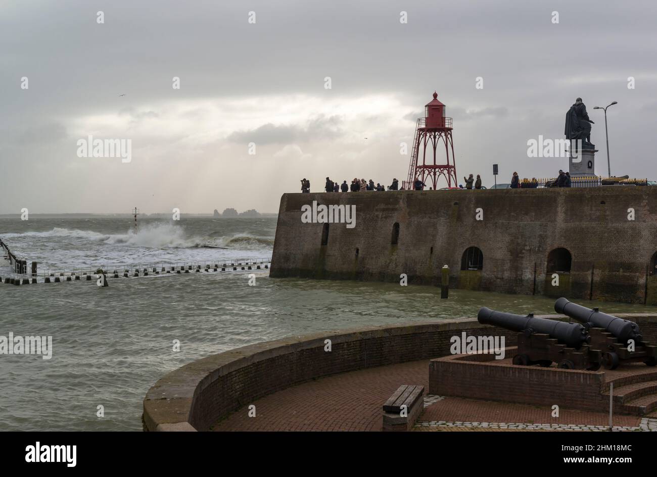 Flushing high waves hi-res stock photography and images - Alamy