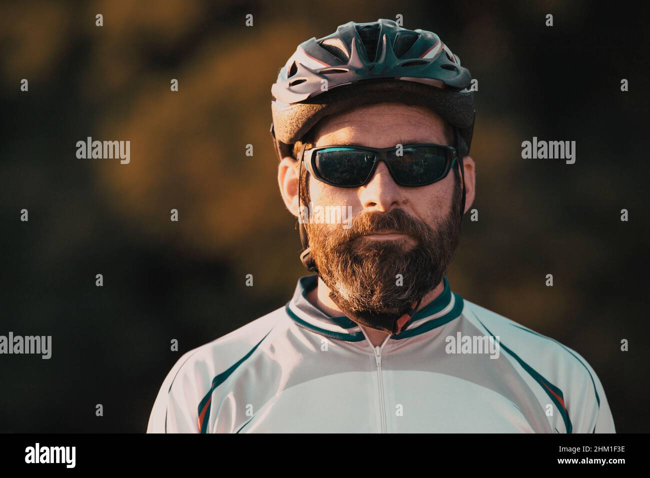 Portrait professional male cyclist hi-res stock photography and images ...