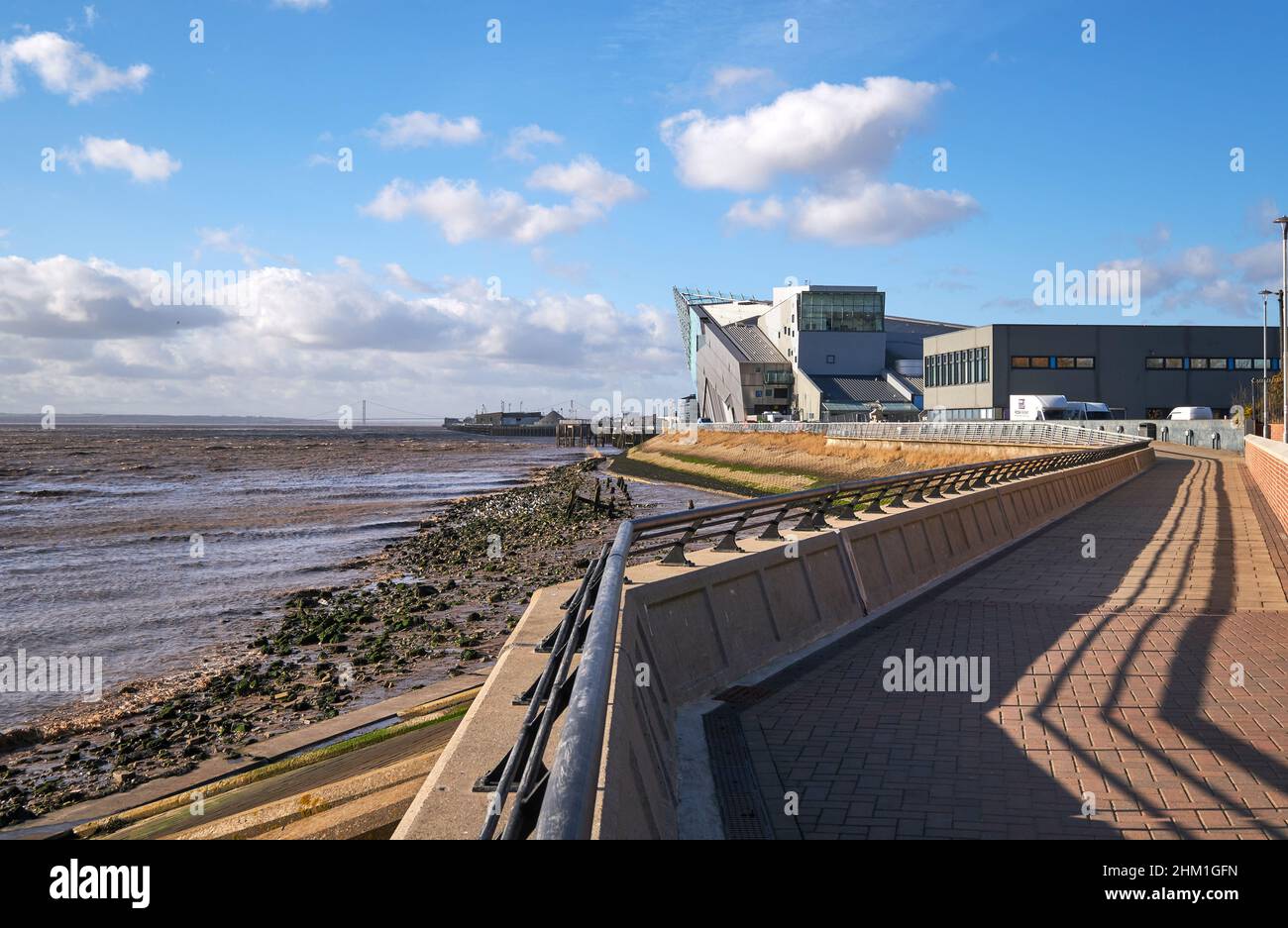 Modern sea life center in Hull, Yorkshire, UK Stock Photo - Alamy