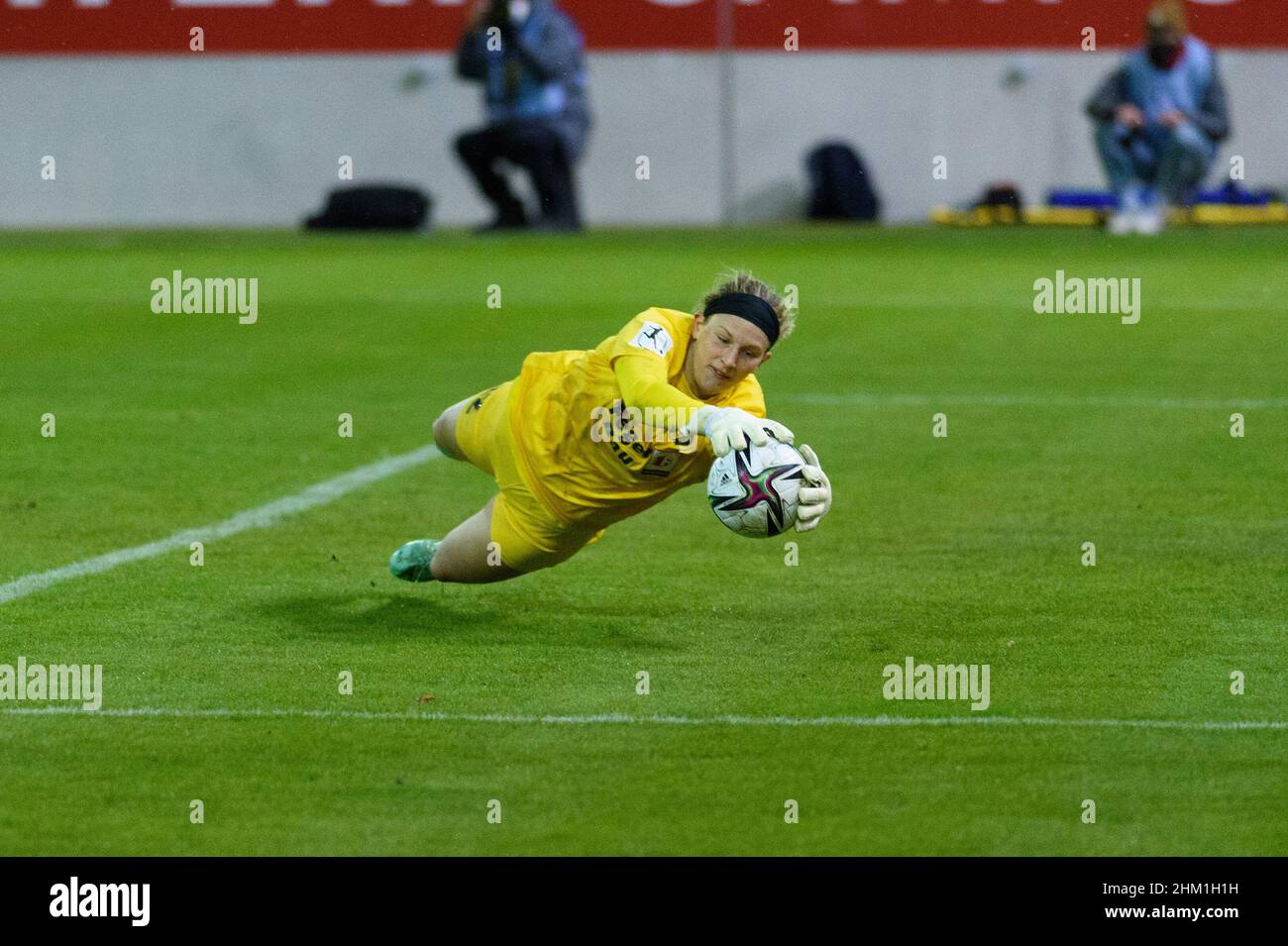 Sarah lisa hi-res stock photography and images - Alamy