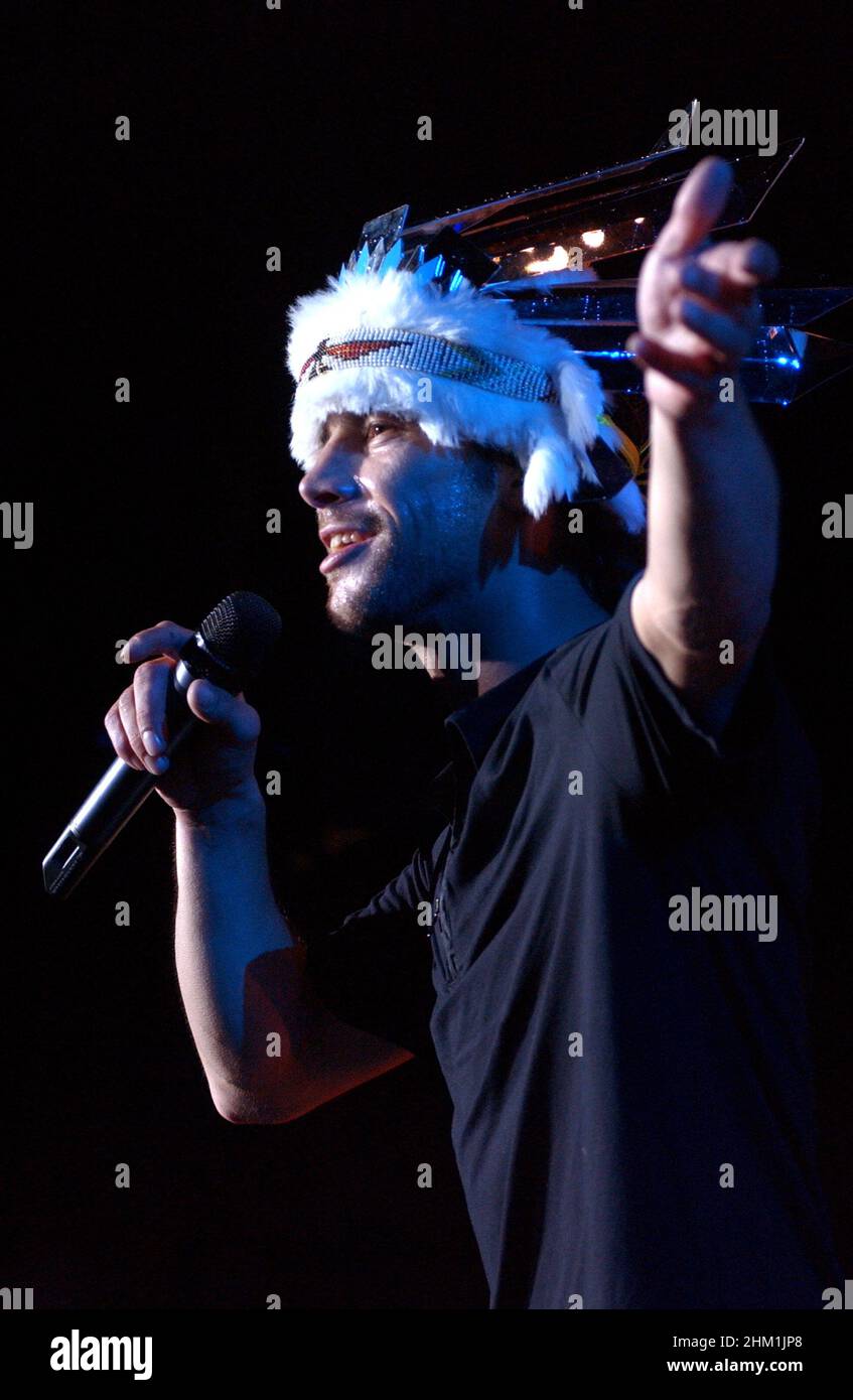 Verona Italy 2002-06-08 : Live concert of the Jason Kay , singer of the ...