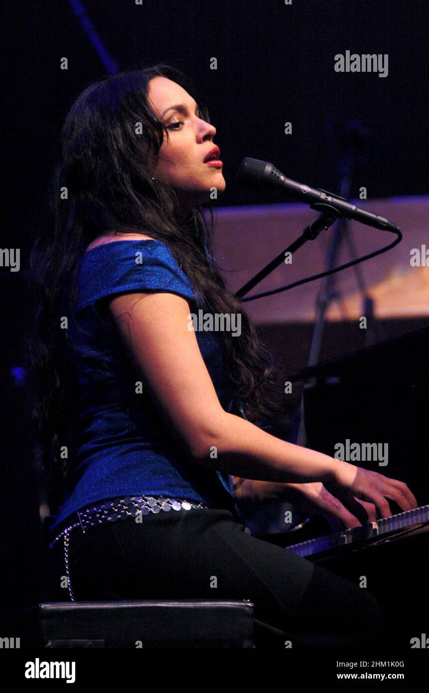 Daughter norah hi-res stock photography and images - Alamy