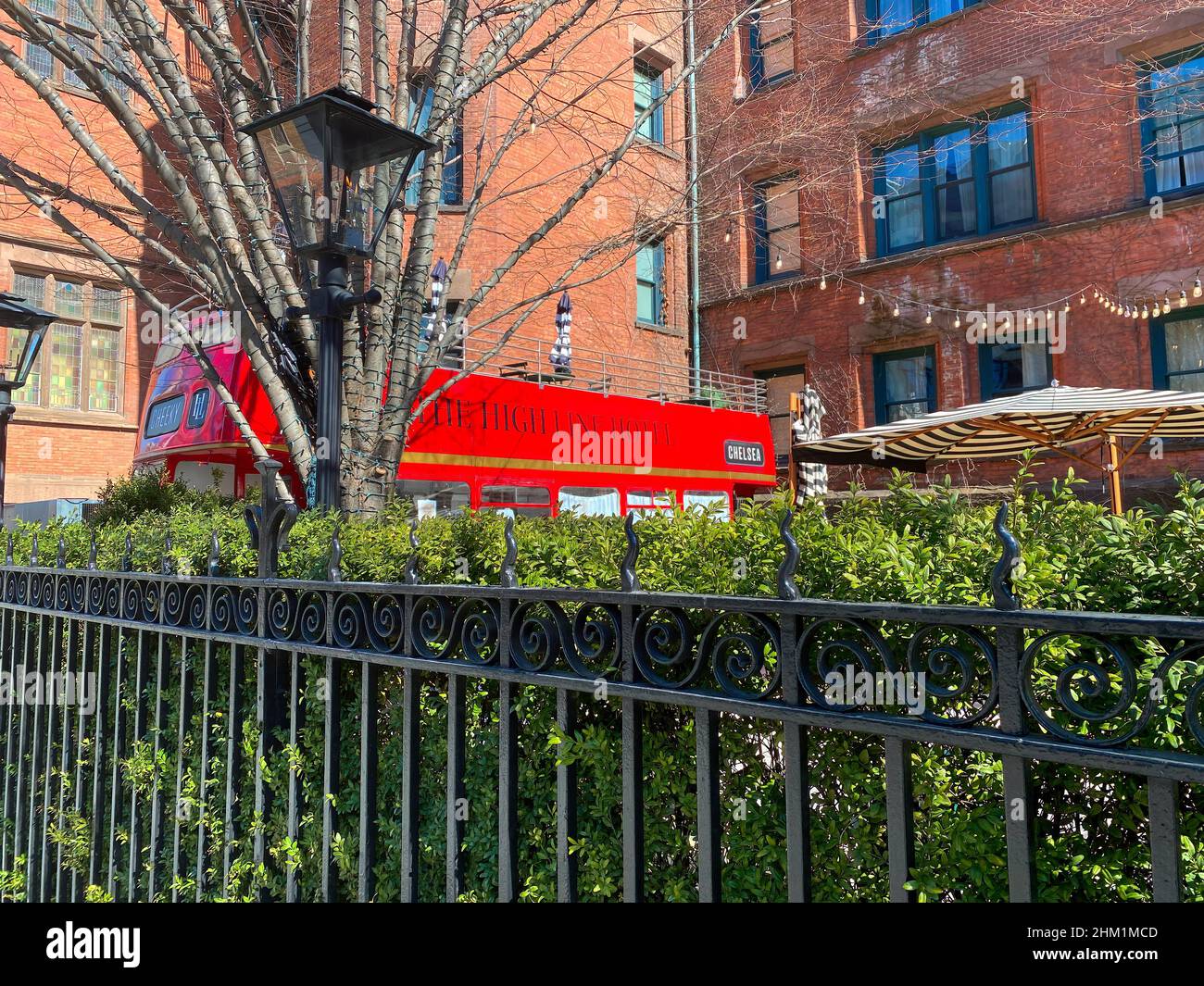 Chelsea hotel new york hi-res stock photography and images - Alamy