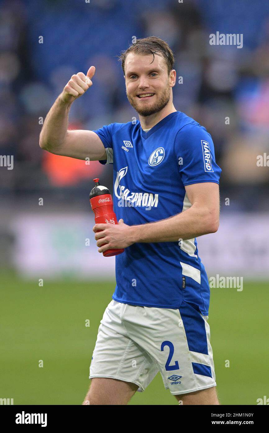 Gelsenkirchen, Germany. 05th Feb, 2022. Soccer: 2. Bundesliga, FC Schalke 04 - Jahn Regensburg ...