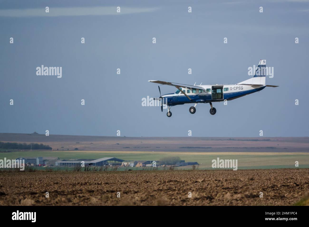 Cessna 208b Grand Caravan G-CPSS on final approach after dropping a ...