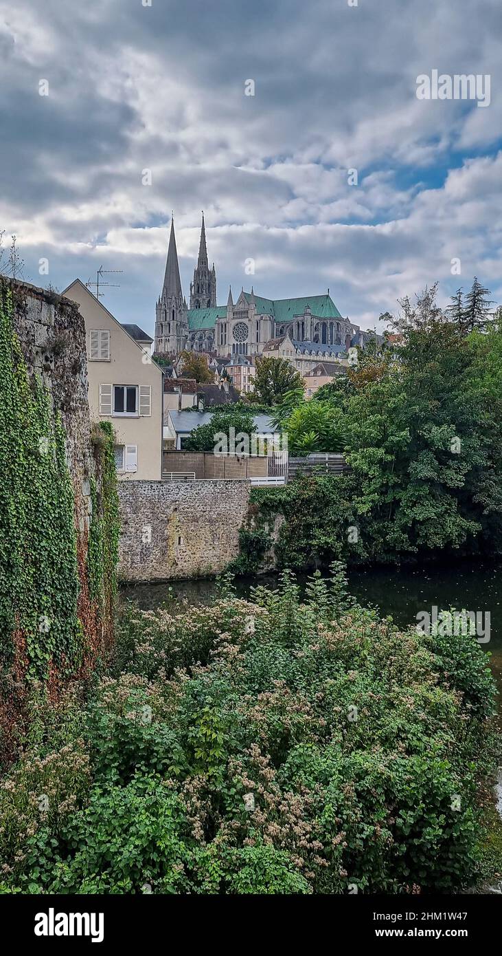 Chartres cathedral exterior detail hi-res stock photography and images ...