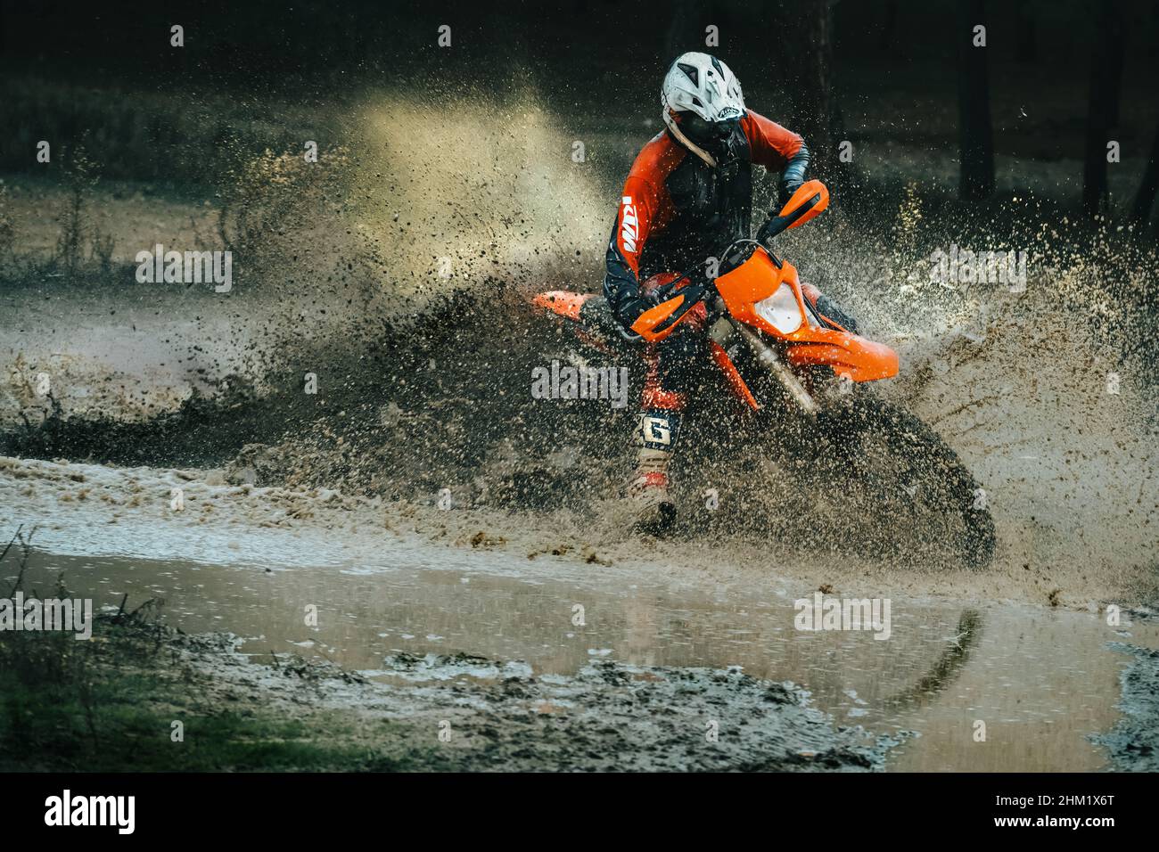 Motocross circuit hi-res stock photography and images - Alamy