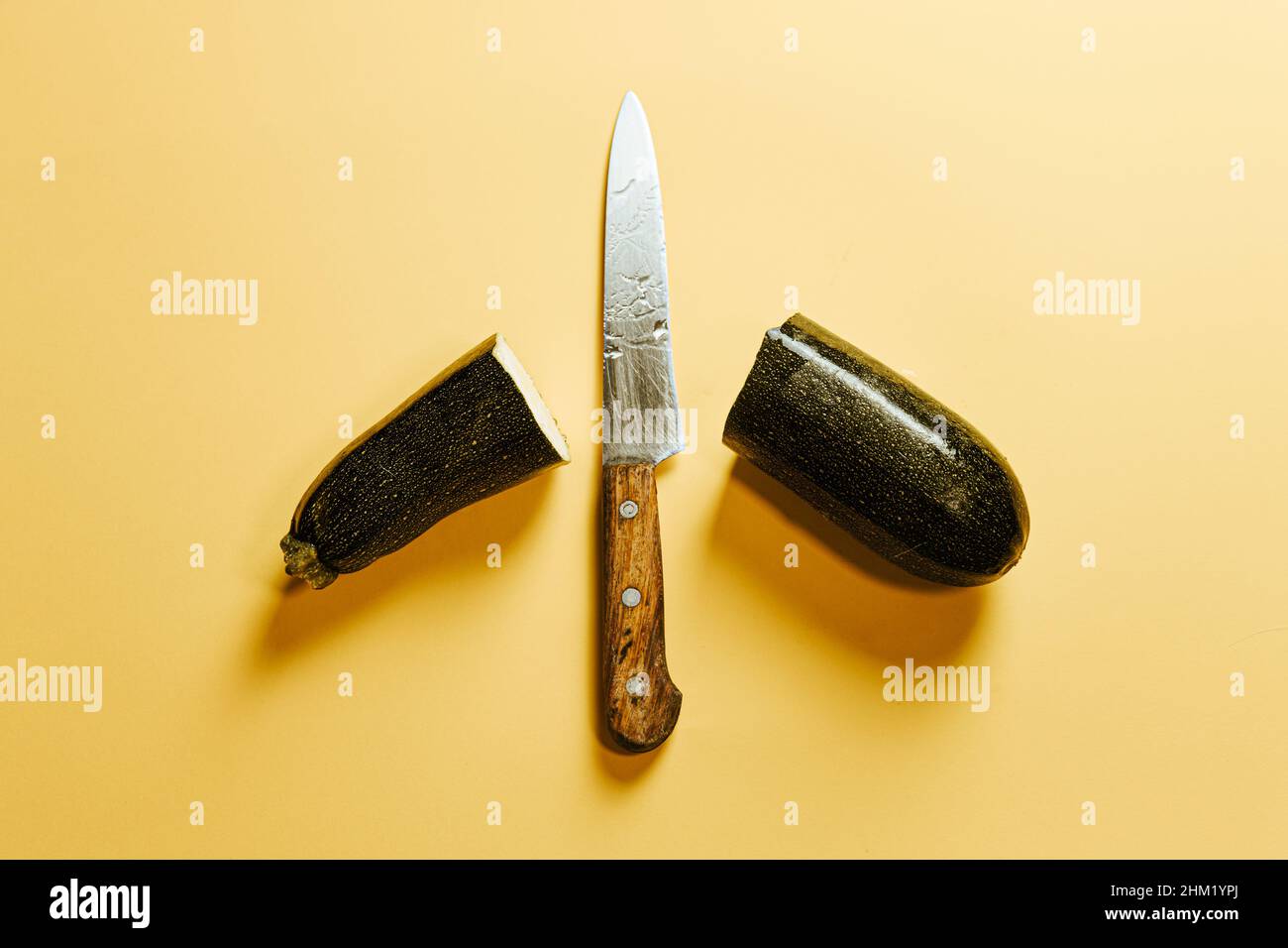 Middle slit hi-res stock photography and images - Alamy