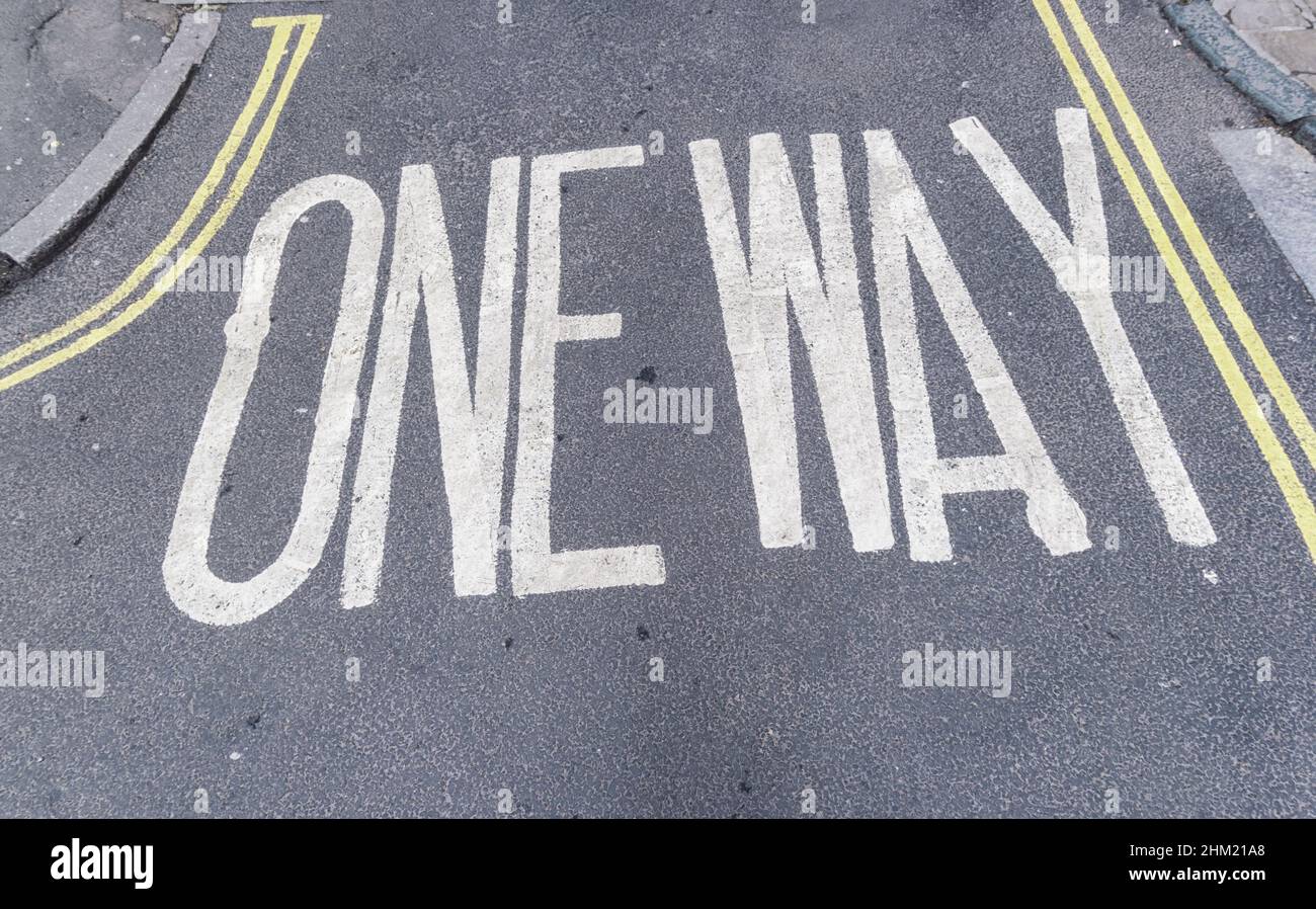 Painted kerb hi-res stock photography and images - Alamy