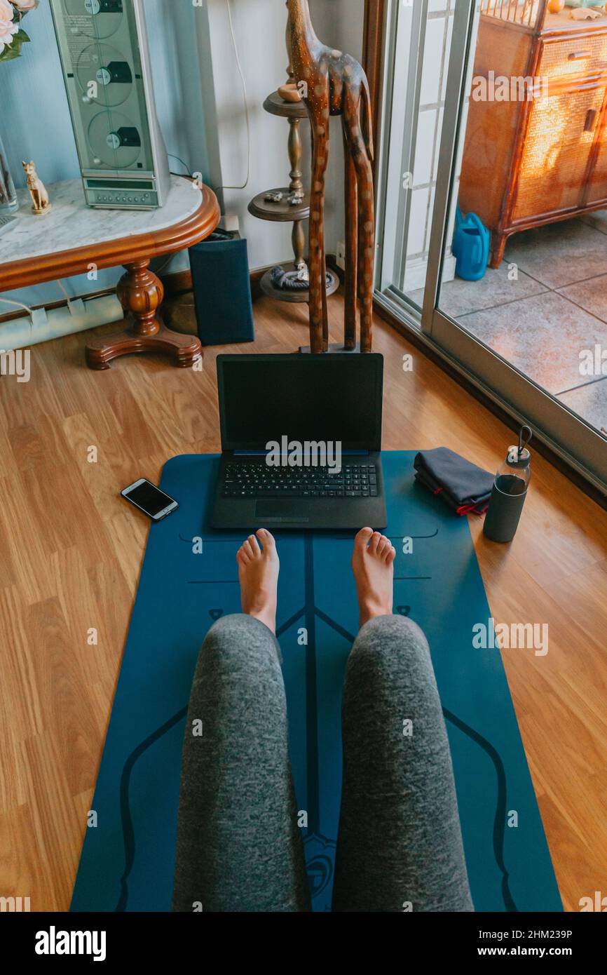 Concept shot yoga laptop hi-res stock photography and images - Alamy