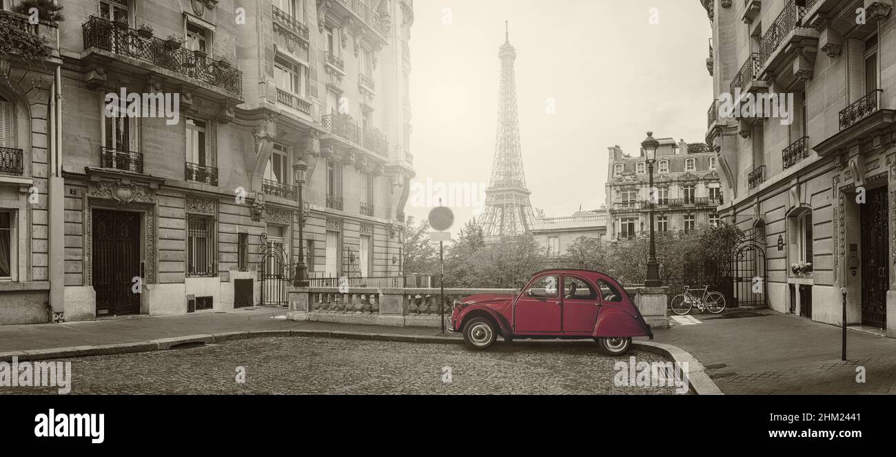 small street in paris with view on the eifel tower - panroama Stock ...