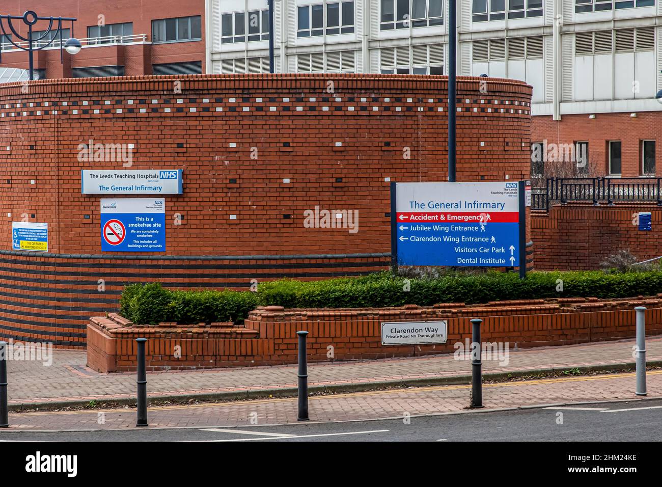 Leeds general infirmary 2022 hi-res stock photography and images - Alamy