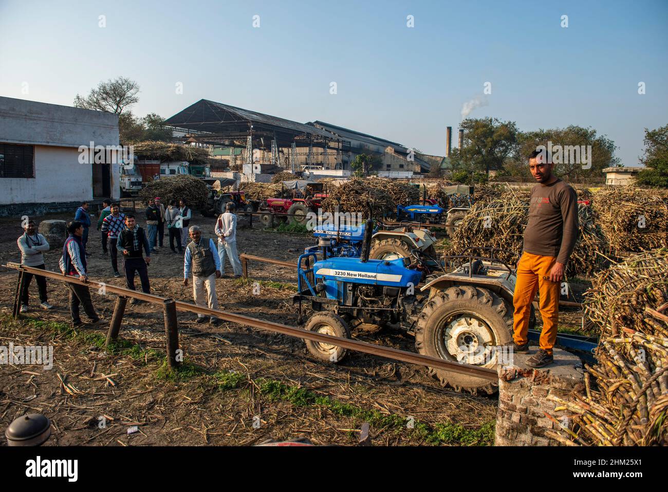 Baghpat cooperative sugar mills ltd hi-res stock photography and images ...