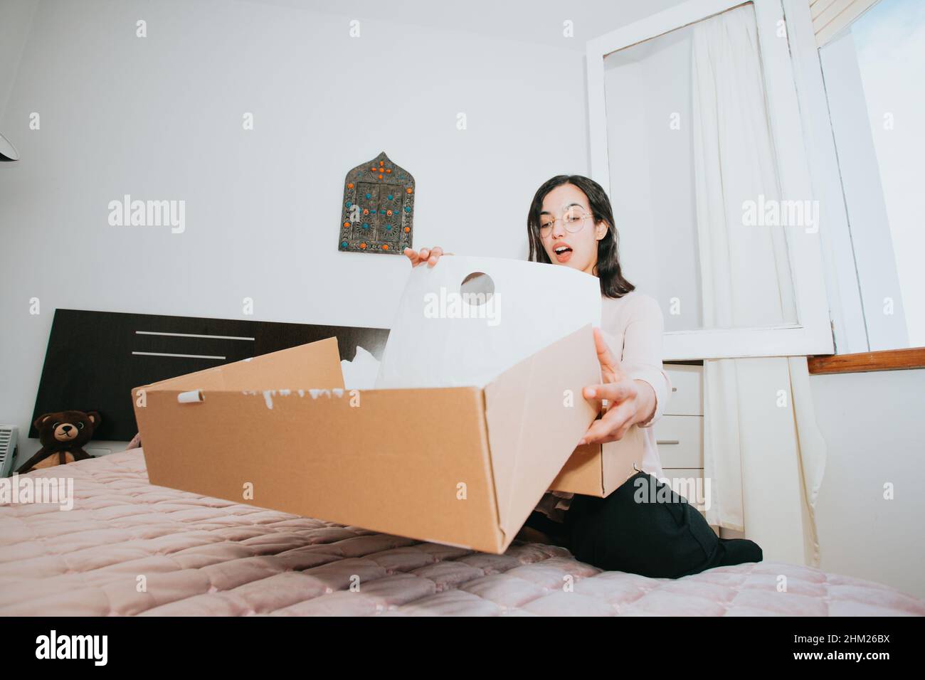 Box for products hi-res stock photography and images - Alamy
