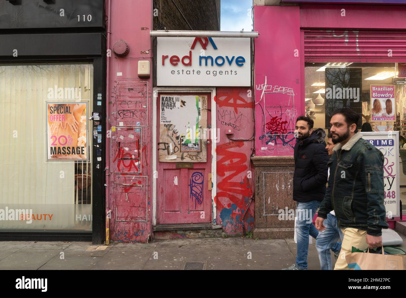 Shepherds bush shepherds bush area hi-res stock photography and images ...