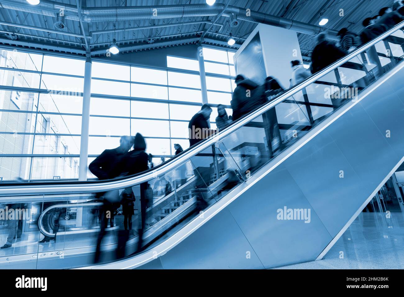 People using a staircase hi-res stock photography and images - Alamy