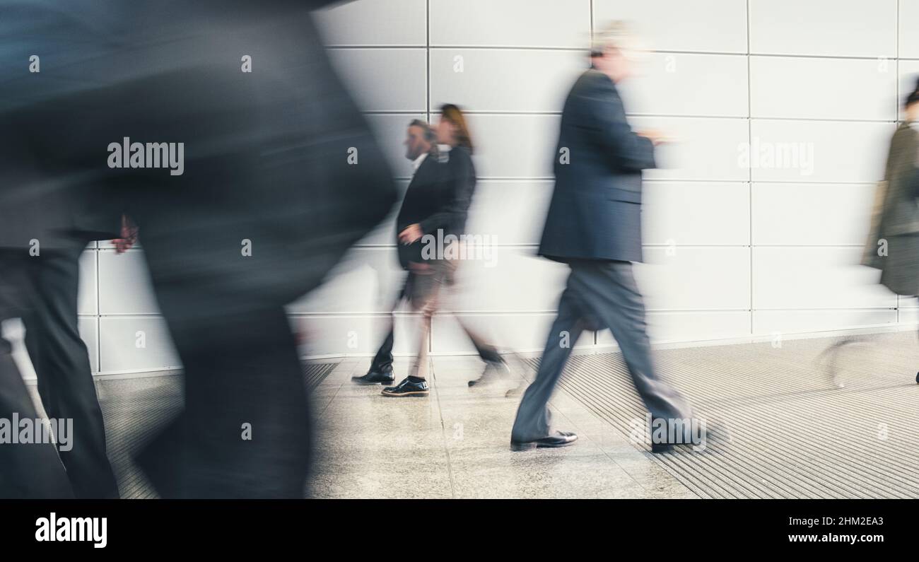 business people crowd rushing in a floor Stock Photo - Alamy