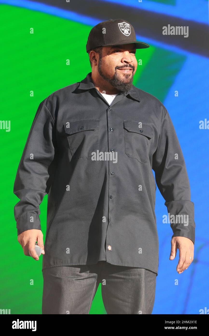 Los Angeles, Ca. 6th Feb, 2022. Ice Cube performs at NASCAR's Busch ...