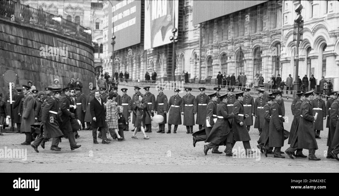 Soldiers' cordon in the center of Moscow, Russia, USSR, april 1976 ...