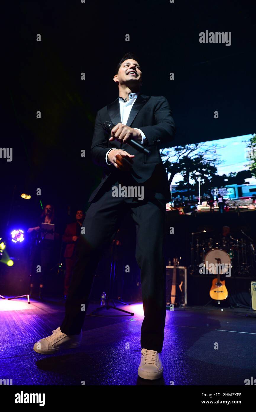 James leoni hi-res stock photography and images - Alamy