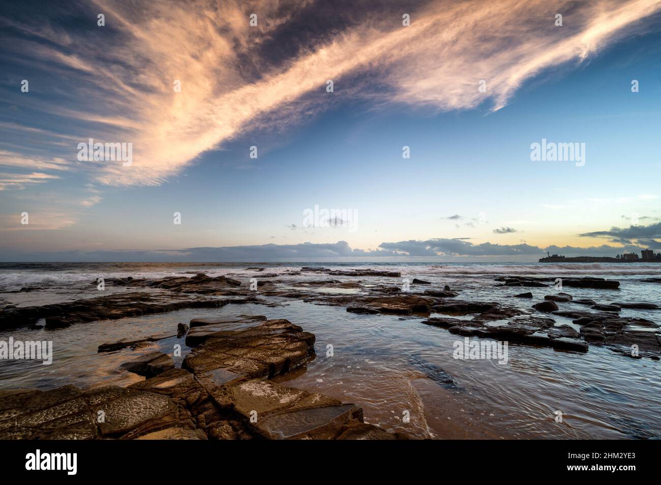 Beautiful overhead shot rocky hi-res stock photography and images - Alamy