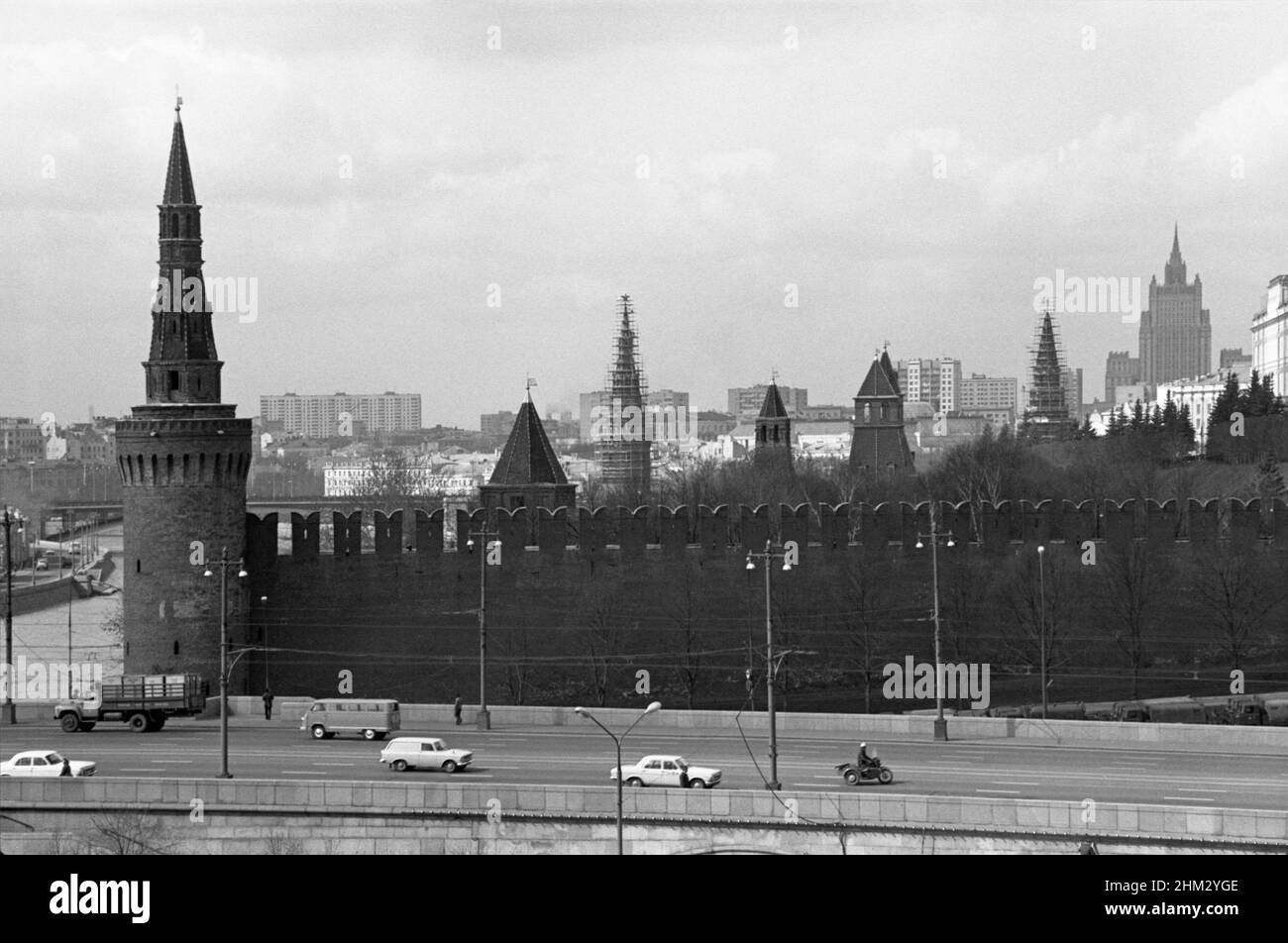 Moscow kremlin 1970s hi-res stock photography and images - Alamy