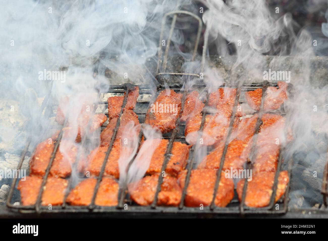 traditonal turkish sausage (sujuk) on grill Stock Photo - Alamy