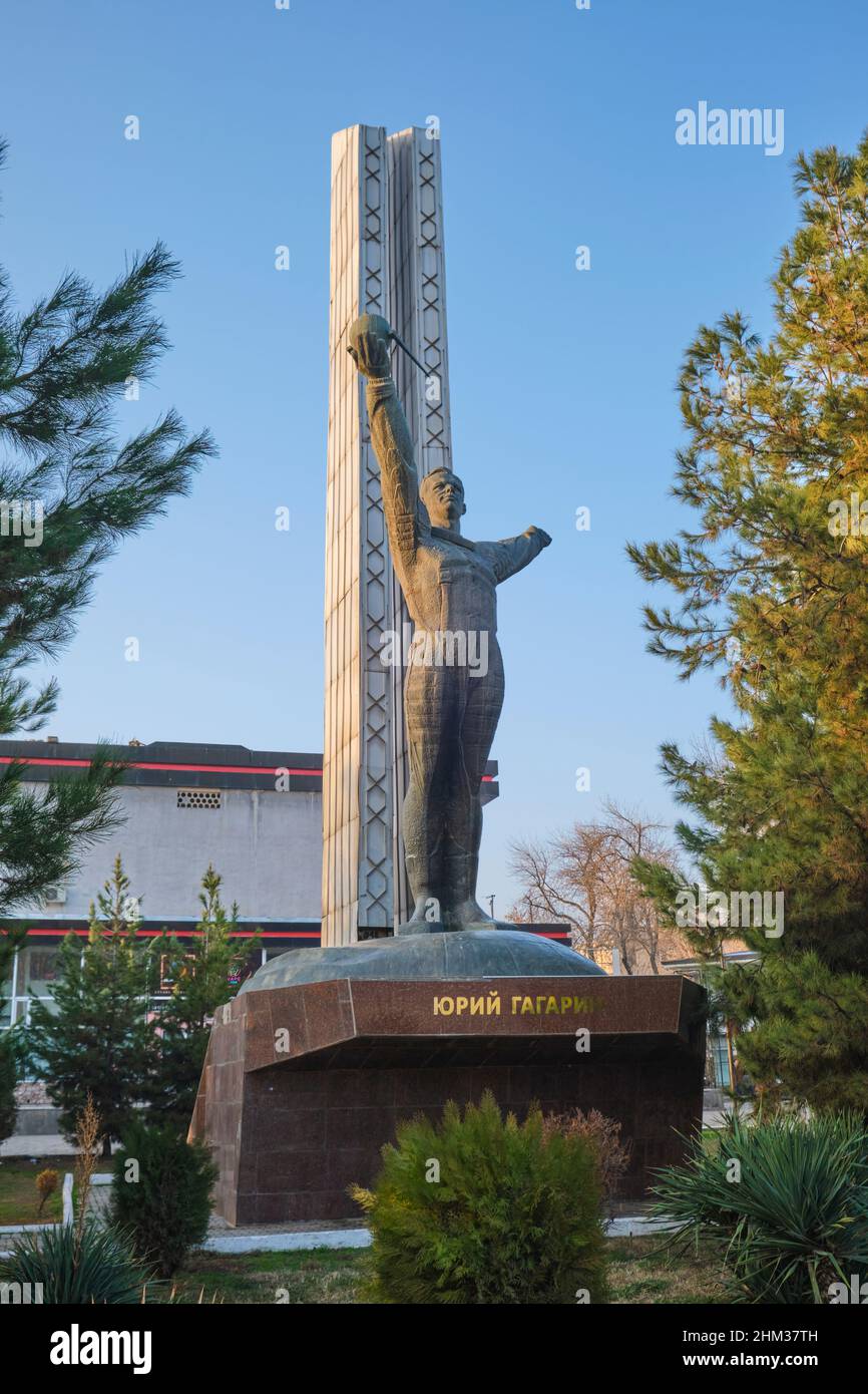 A bronze, metal statue of a standing Yuri Gagarin, first Russian man in ...