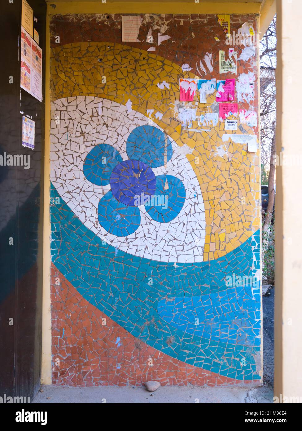 Building soviet era tashkent uzbekistan hi-res stock photography and ...