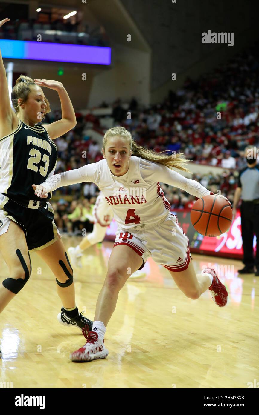 Abbey ellis hi-res stock photography and images - Alamy