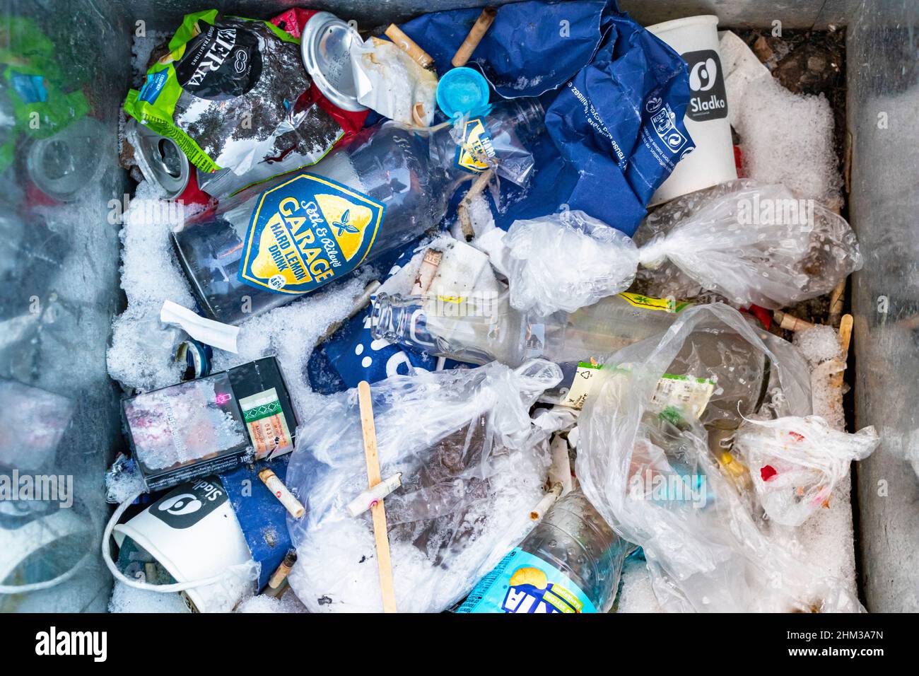 Bin top view hi-res stock photography and images - Alamy